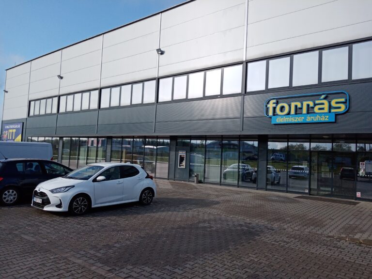Elérhetőségek - Forrás Áruház